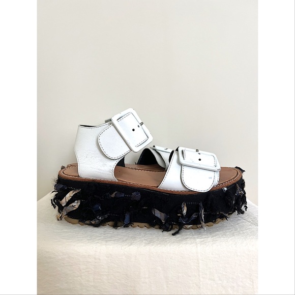 Julien David | Shoes | Julien David Platform Sandals | Poshmark